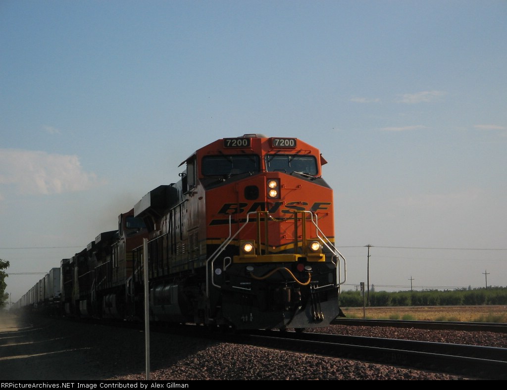 BNSF 7200 East